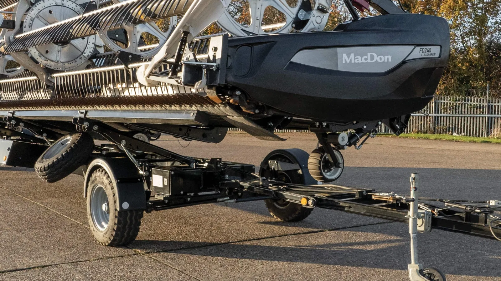 RedMac Ag Services » MacDon TR S SERIES COMB TRAILERS